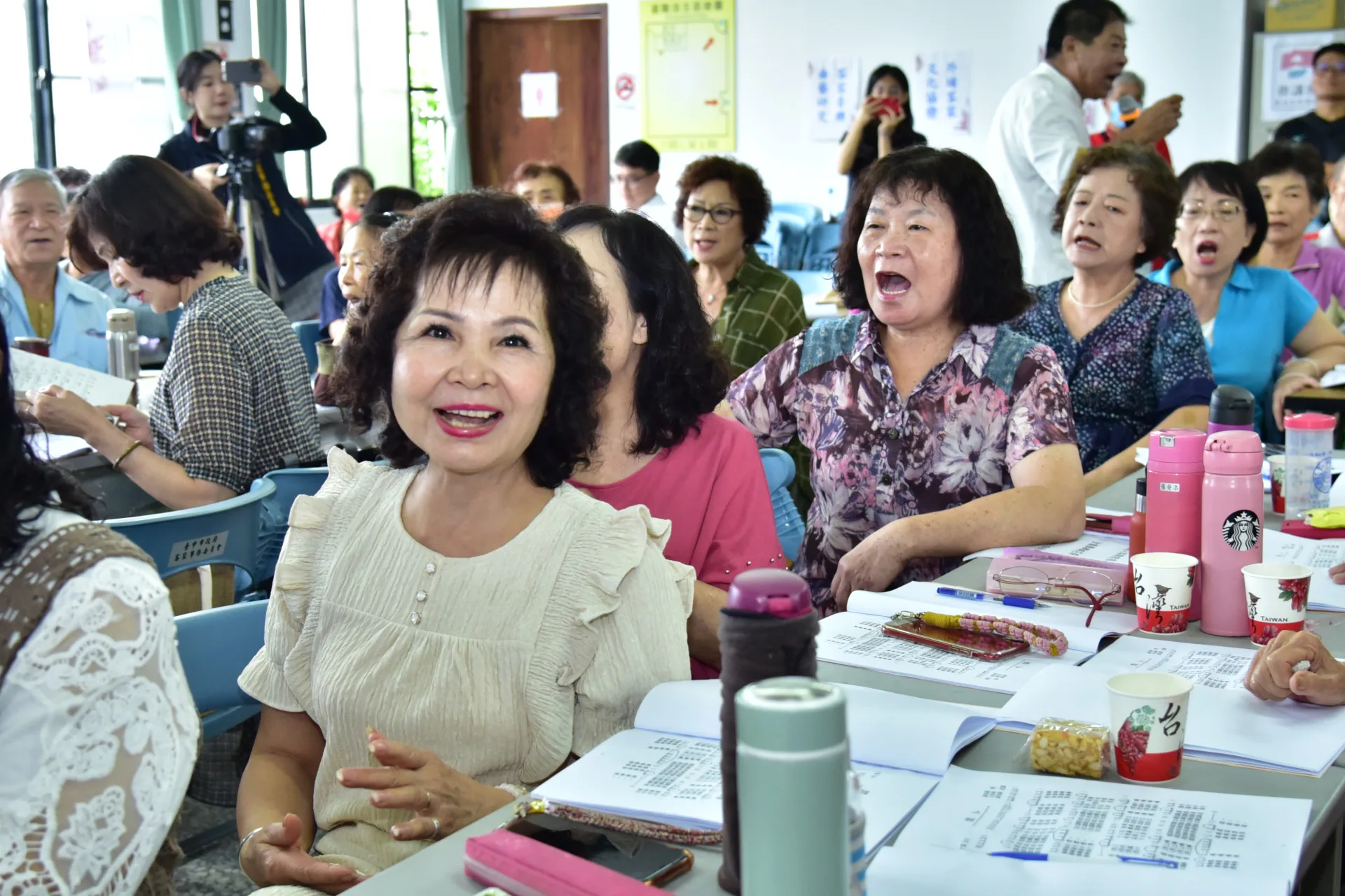 客家歌謠研習營邀重磅大師 學員沉浸客語音韻魅力 - 客新聞 HakkaNews