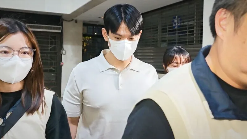 綠推中心鄭亦麟涉貪遭聲押禁見 府院：依法嚴懲、勿枉勿縱 - 客新聞 HakkaNews