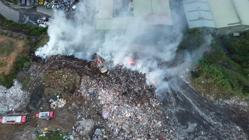 苗栗西山垃圾場又火警 市公所盼保障民眾健康與空品（影） - 客新聞 HakkaNews