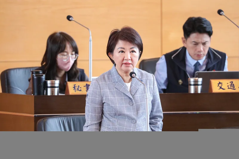 網紅賓賓哥校園直播惹議 盧秀燕要求影片下架 - 客新聞 HakkaNews