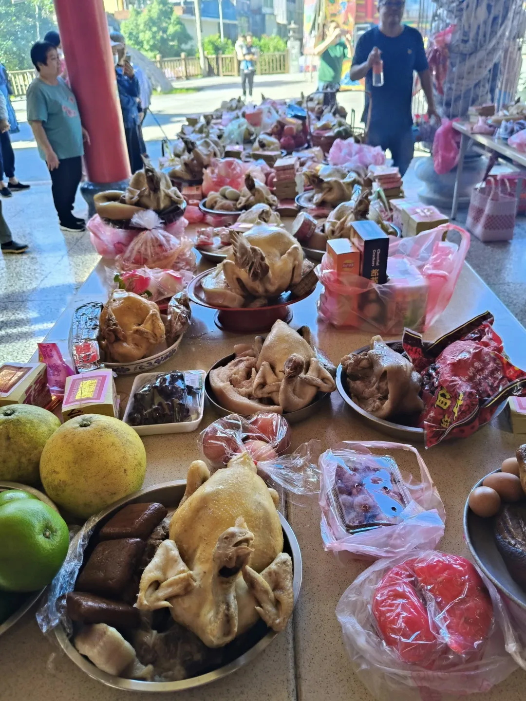 田野側記｜峨眉丹桂宮收冬謝平安 首辦「活雞秤重」閹雞比賽 - 客新聞 HakkaNews