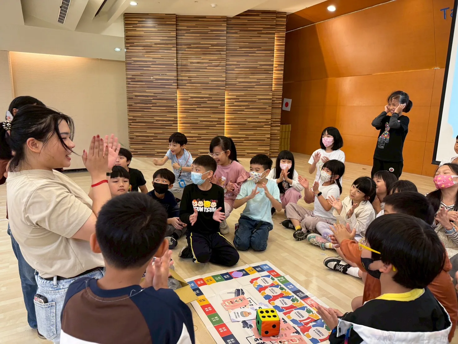 客家文化到校 孩子把課堂上的客語帶回家 - 客新聞 HakkaNews